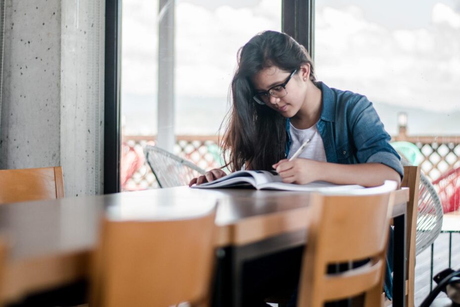 Affordable Private Digital SAT Tutoring in Dubai | Apply Me